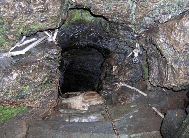 Patal Bhuvaneshwar – Uttarakhand Trip Trek